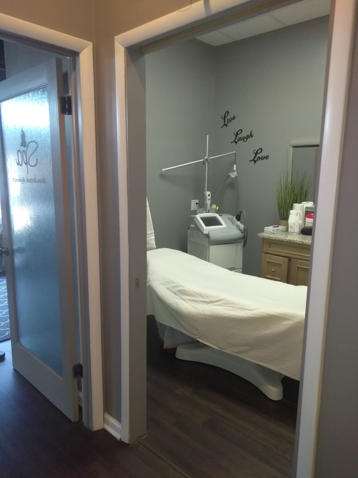 Visual Tour of True Laser Spa in Saint Clair Shores, MI